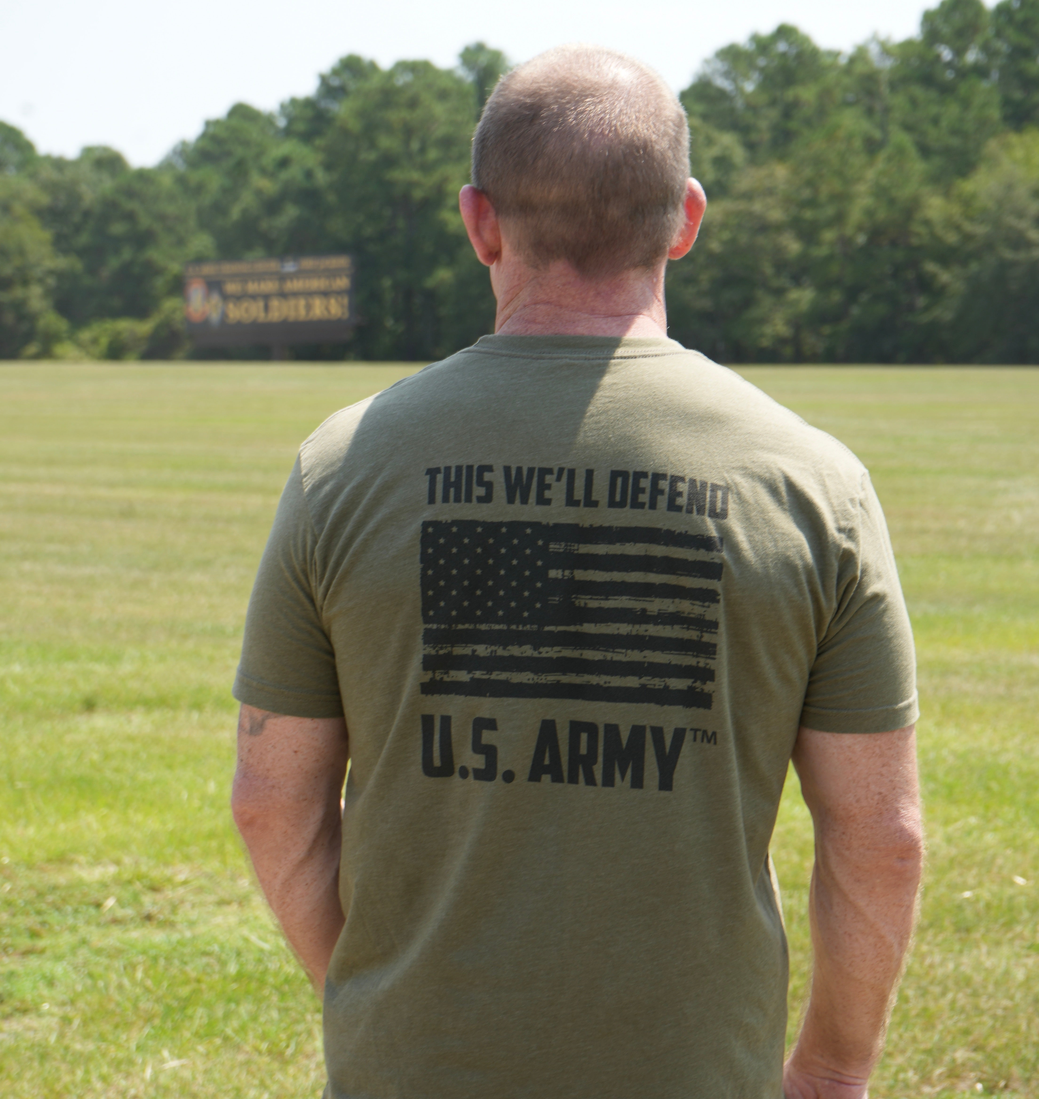 Licensed Army Apparel | Oak and Liberty